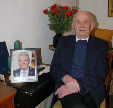 Gustav Gerneth (1905-2019) - Page 2 - The 110 Club