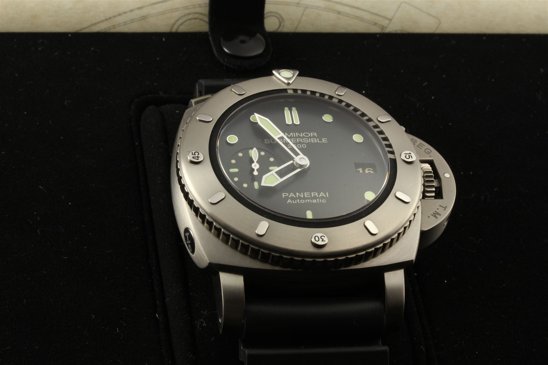 Panerai Submersible PAM 364 Limited Special Edition Titan 2500m ...