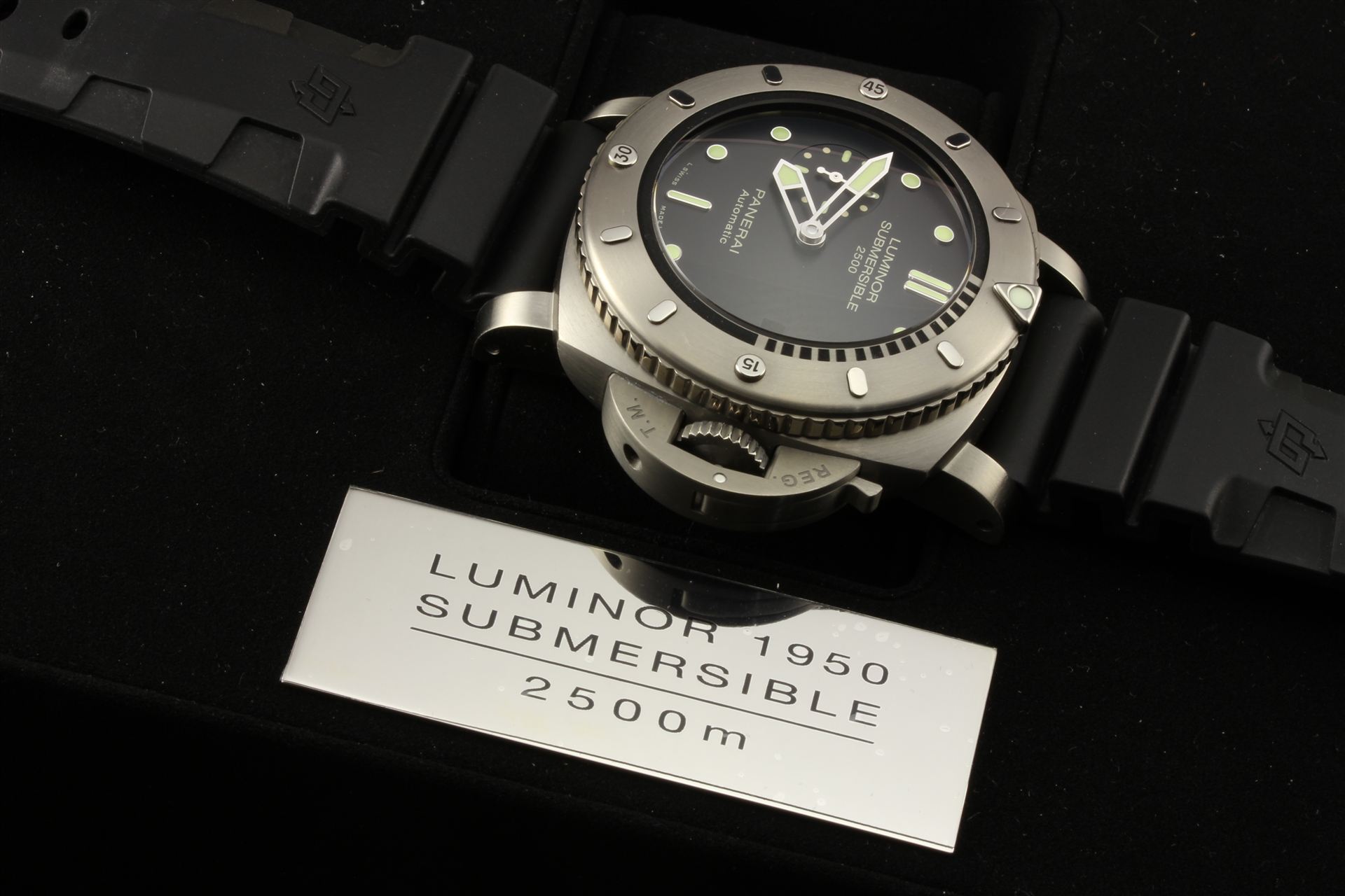 Panerai Submersible PAM 364 Limited Special Edition Titan 2500m ...