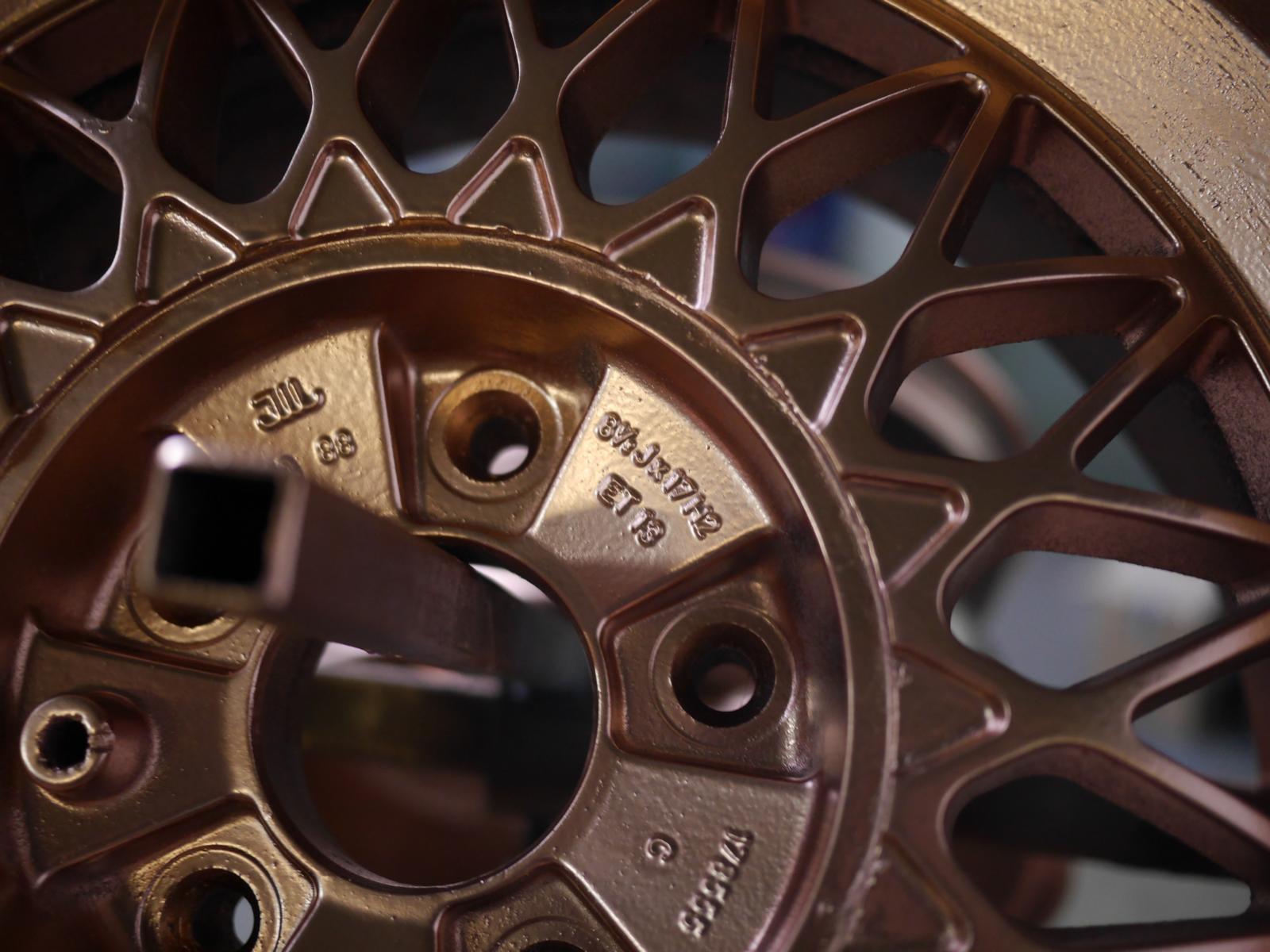 EXIP / 8.5 x 17 +13 / 5x120 [MESH] | Driftworks Forum