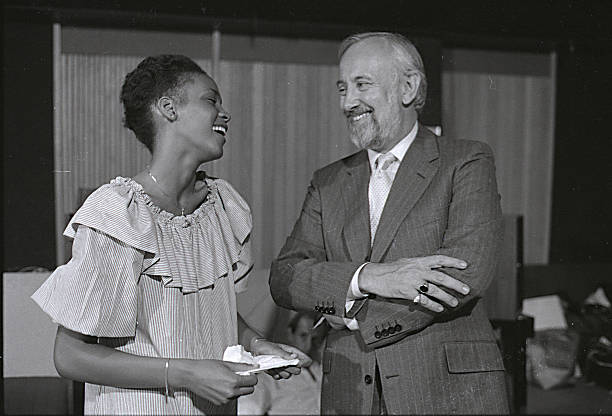 Discovering Whitney Houston: from the Bottom Line club, Seventh Ave ...