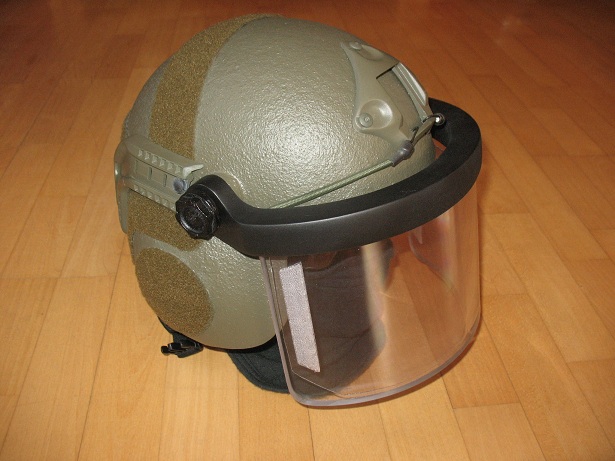 Defender Gear Zenturio C1300H | Airsoft-Verzeichnis